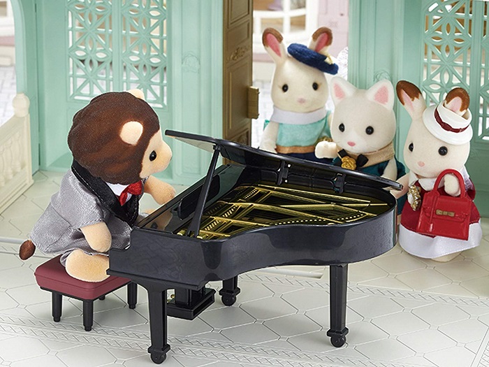 Amazon Deal: Calico Critters Grand Piano Concert Set