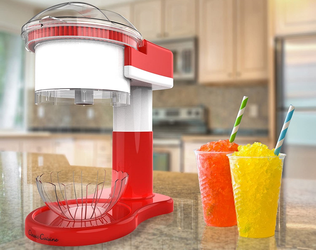 Amazon: Classic Cuisine Shaved Ice Snow Cone Maker